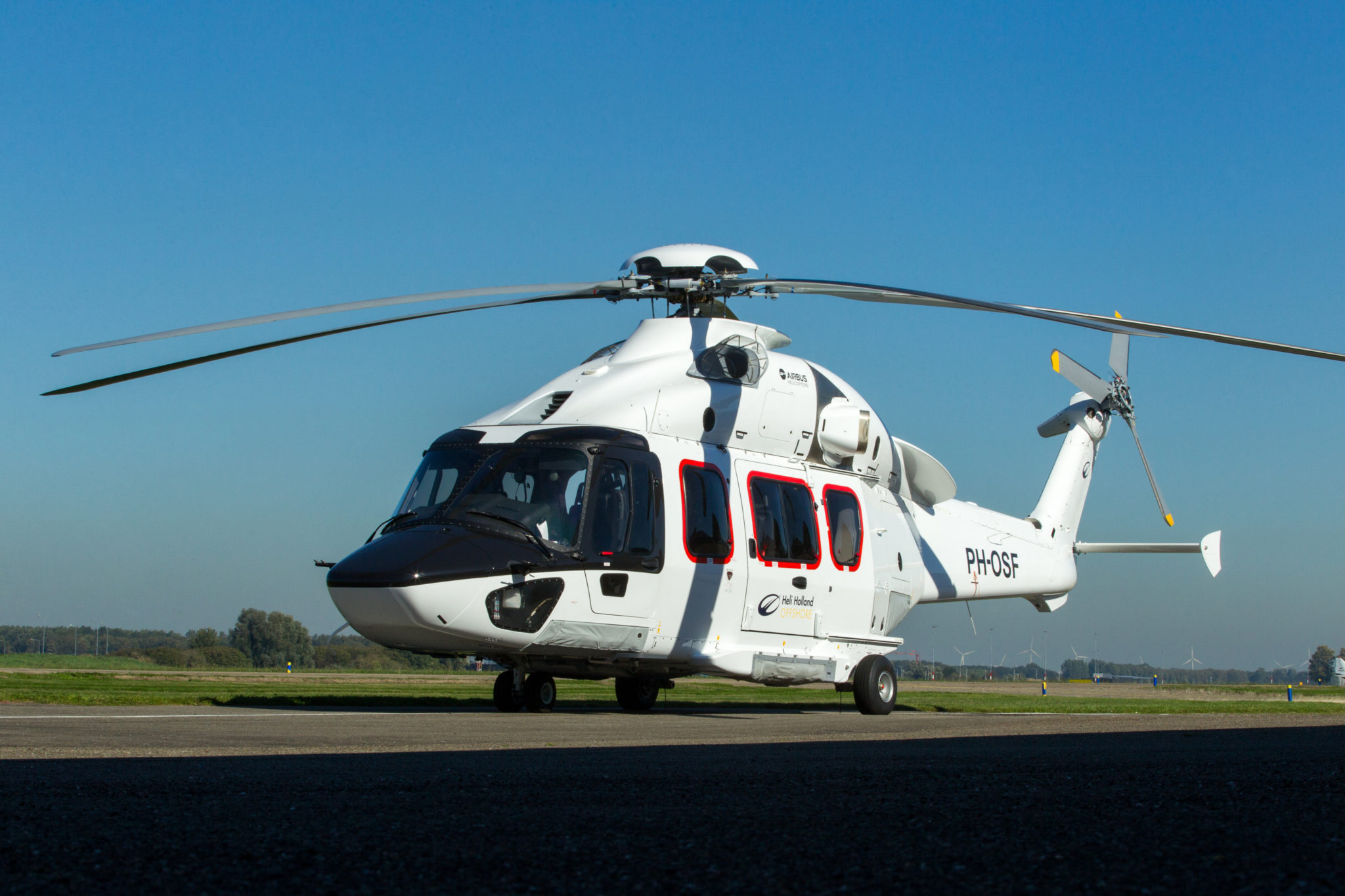Heli Holland on the move - Den Helder Airport